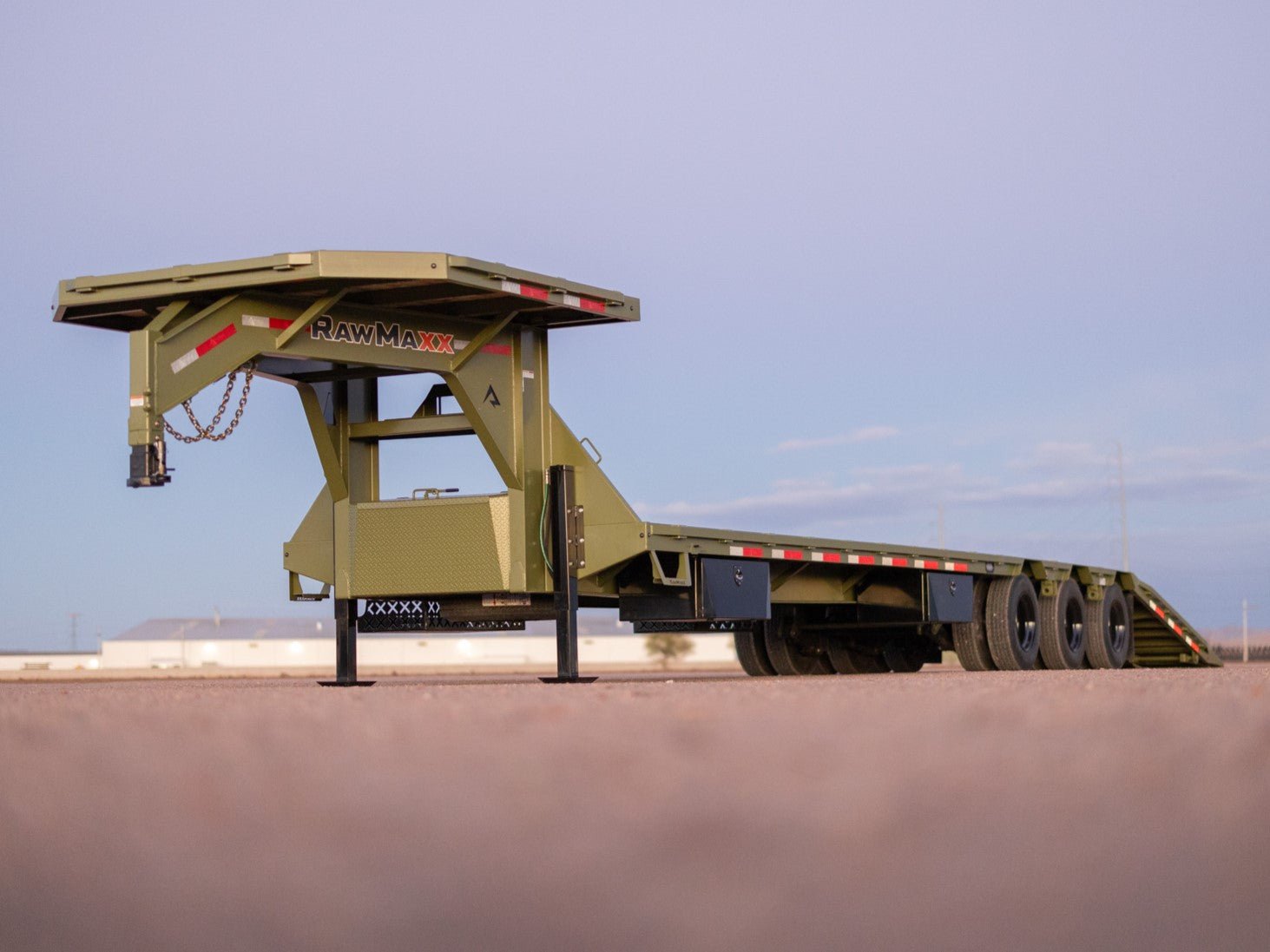 RawMaxx HTX Dual Wheel Hydraulic Tail Flatdeck – Stryker Dealership Group